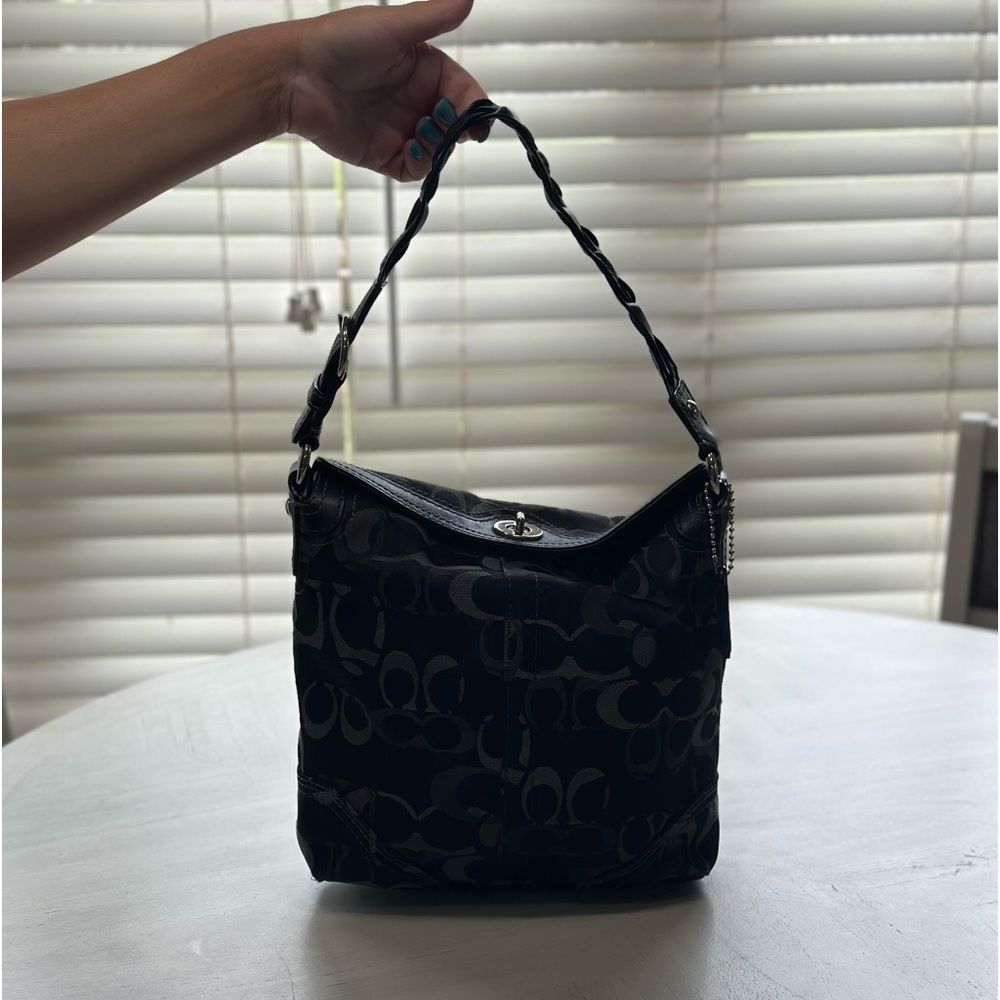 Coach Signature Handbag With Silver Hardware - Gem